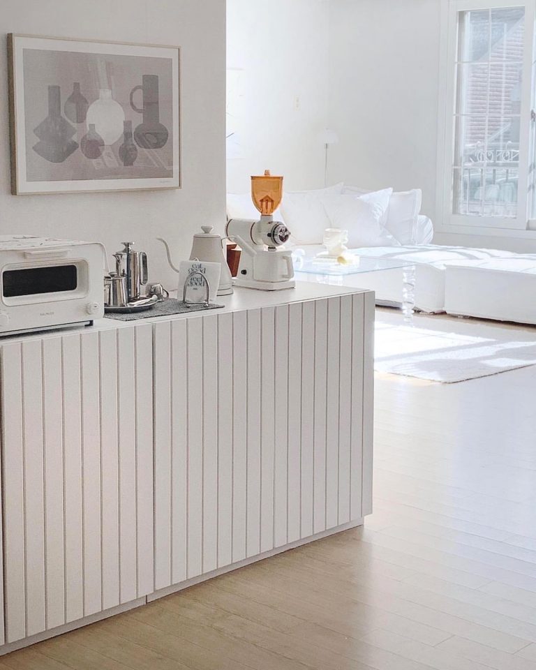 Benjamin Moore Atrium White - Interiors By Color